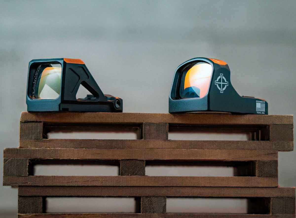 Comparison of Two Smallest Red Dots: Shield vs Sightmark – Optics Spot